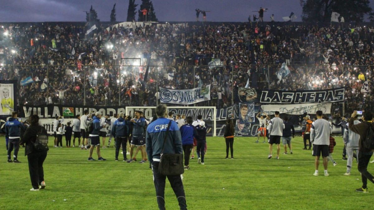 La fiesta total de la Lepra en el Gargantini - Argentina F.C.